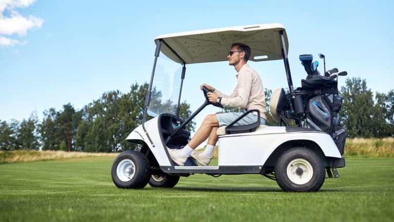 Allt du vill veta om golfbilar - Golfa!